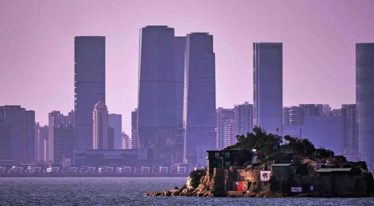 Fire All Around – Profile – The Blue and White